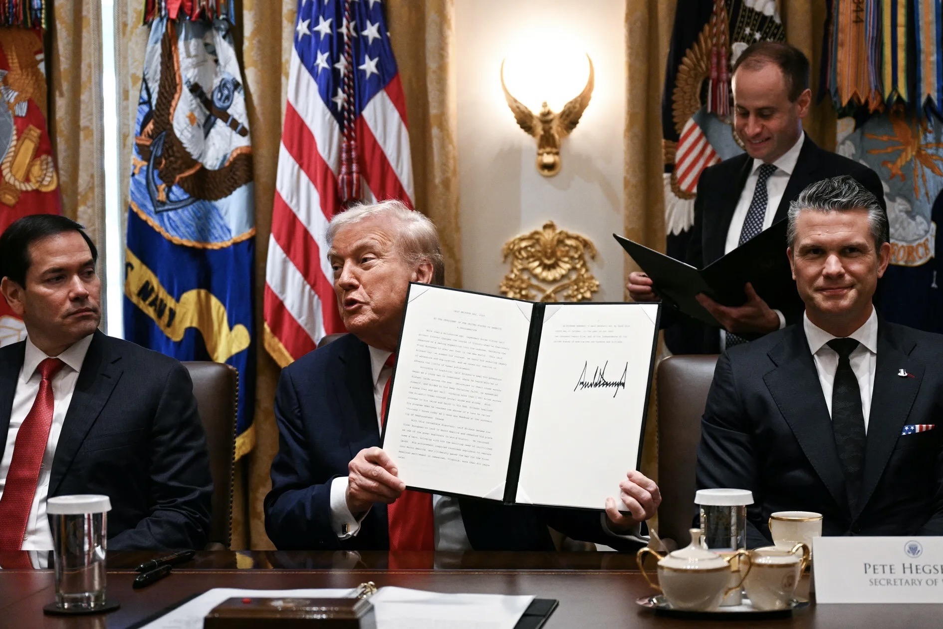 Donald Trump | EUREKA CAFE